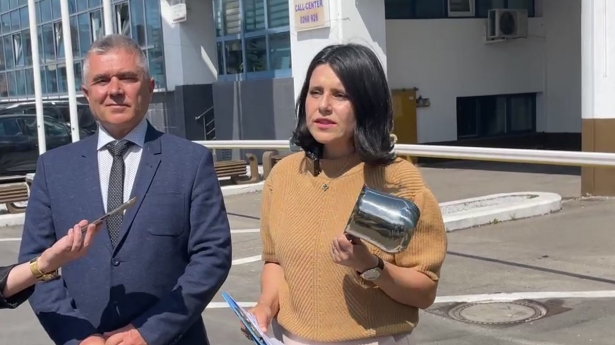 Deputata Ana Predescu reclamă „soțiisme” la Compania Apa. Nevestele mai ...