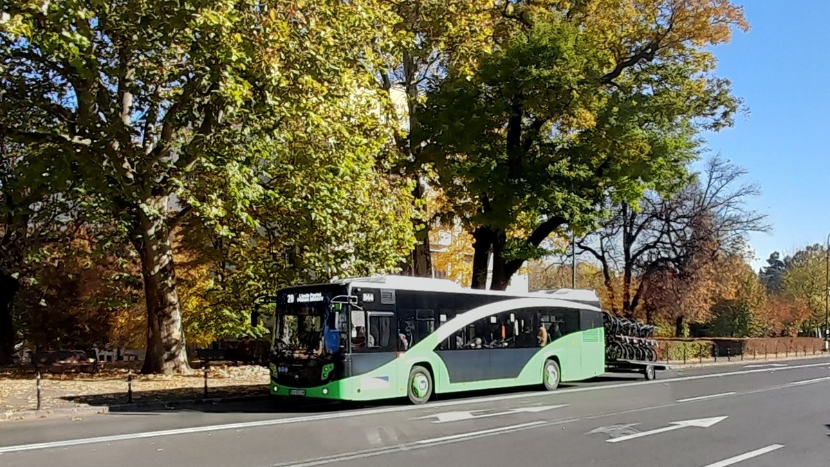 De luni, autobuzele RATBV de pe linia 20 nu vor mai circula cu remorci pentru biciclete